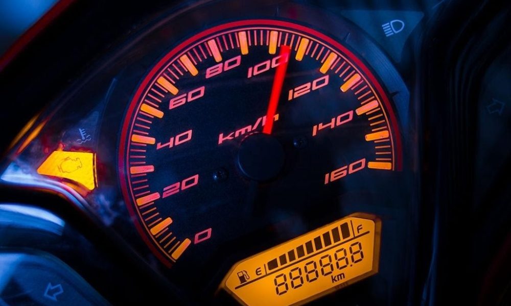 10 Rekomendasi Tachometer Terbaik untuk Ukur Kecepatan Rotasi