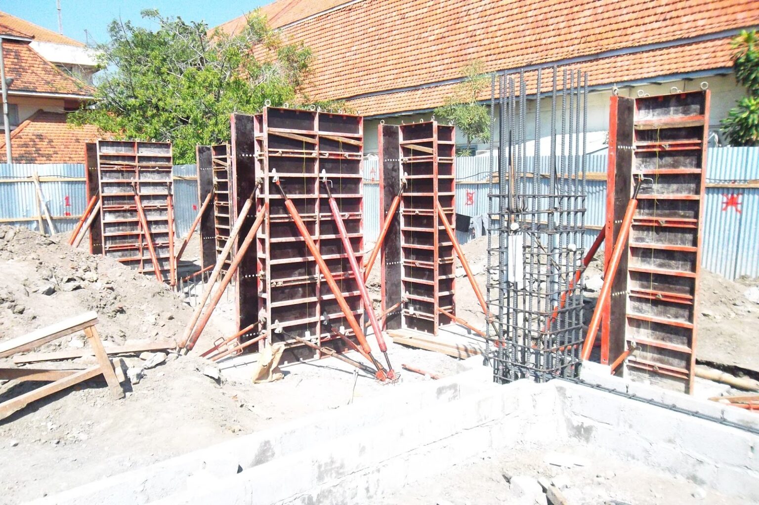 Mengenal Jenis Bekisting yang Tepat untuk Proyek Konstruksi