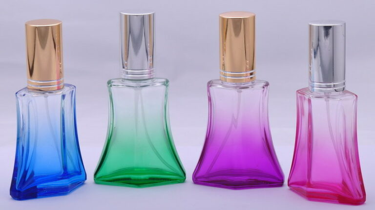 Mengenal Jenis Botol Parfum: Estetika dan Fungsinya